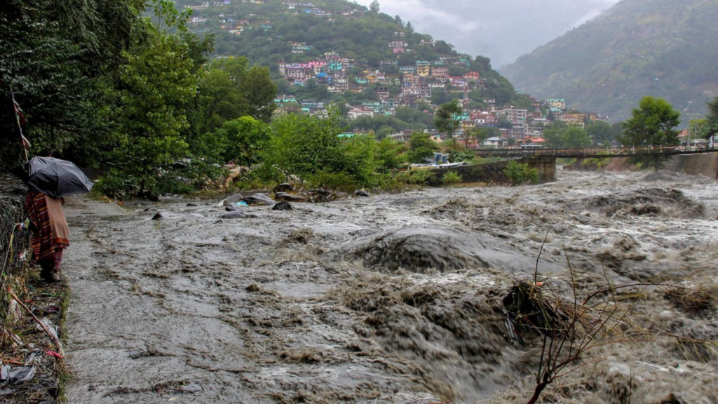 Gori River In Uttarakhand Flowing Menacingly Towards Villages Along Its ...